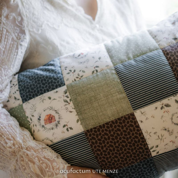 Acufactum Winter Romance - Willow Cottage Quilt Co